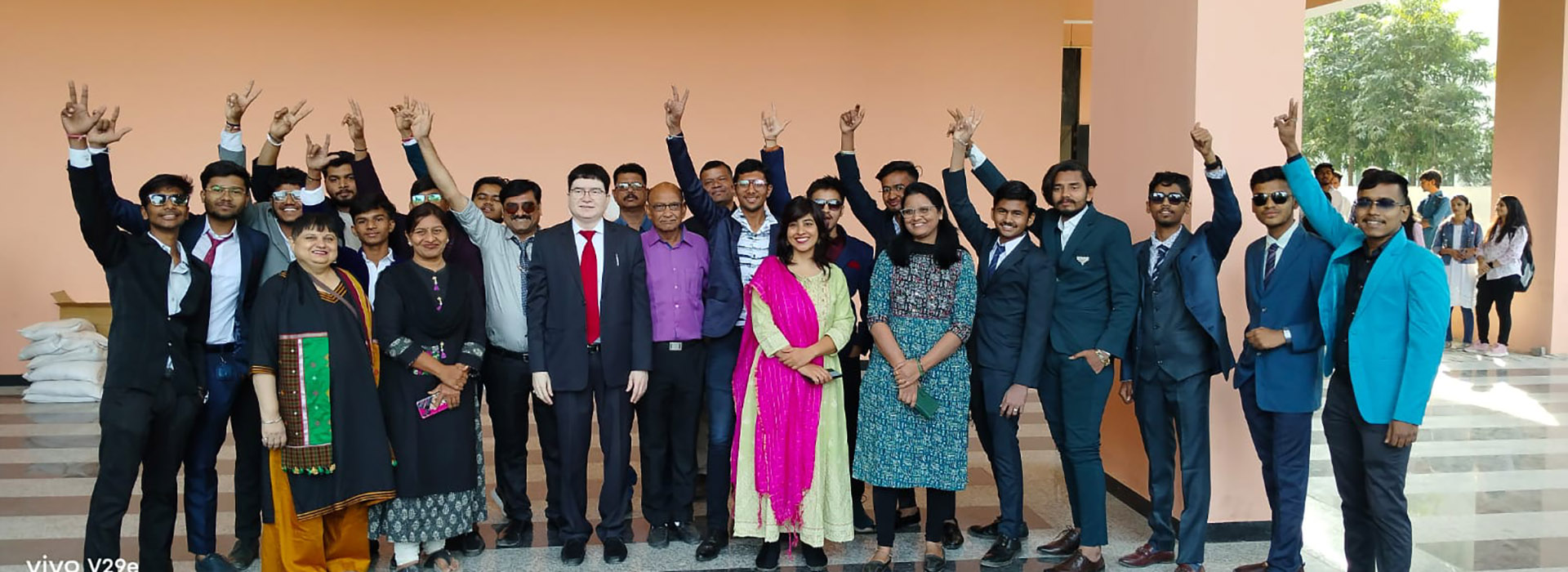 Smt SR Mehta Arts College